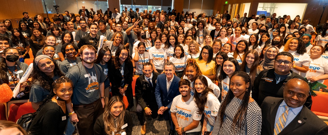 College Corps, la iniciativa que brinda la oportunidad de ganar 10 mil ...