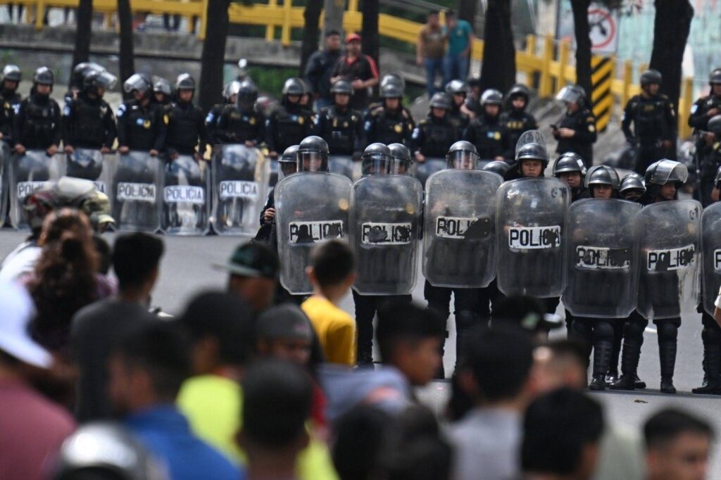 Pisoteo A La Ciudadanía Desata Paro Nacional En Guatemala Mynor Alonso